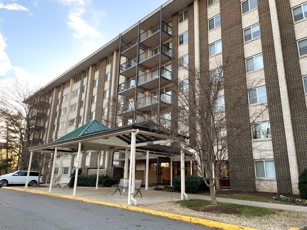 Congressional Towers Apartment Building | Projects | ACI